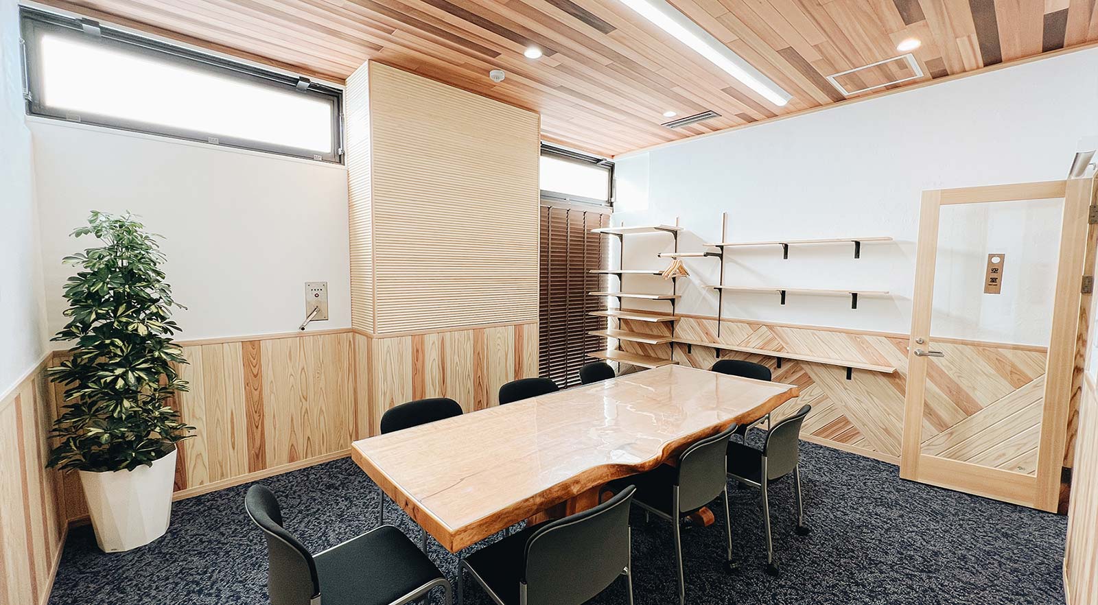 【公式】Woody Life Library(ウッディ ライフ ライブラリー)｜栃木県宇都宮市にあるコワーキングスペース